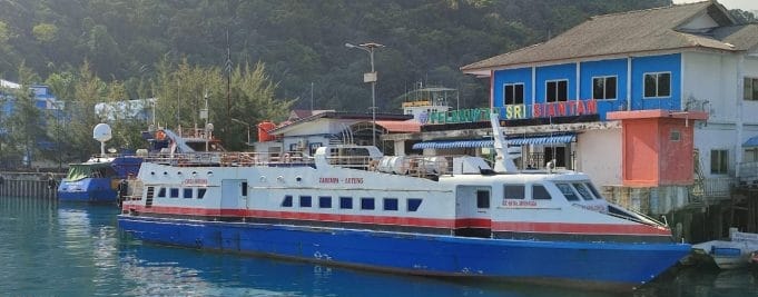 Cuaca Membaik, Ferry Cinta Indomas Tak Lagi Sandar Di Kuala Maras ...